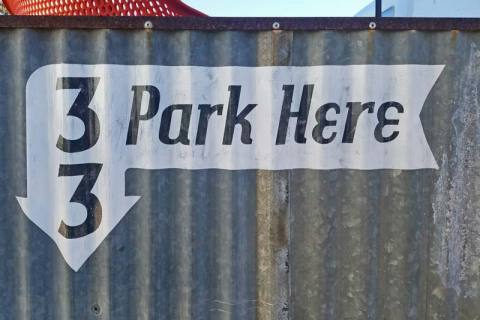 Custom Graphics Signs – Dave's Signs – We Serve Locally & Nationwide