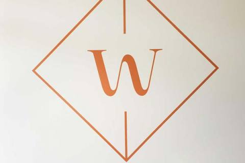 Custom Graphics Signs – Dave's Signs – We Serve Locally & Nationwide