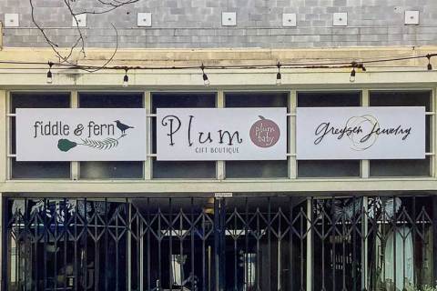 Custom Graphic Signs by Dave's Signs: Get Your Quote Today!