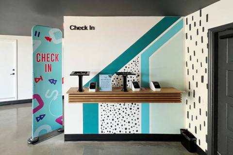 Custom Graphic Signs by Dave's Signs: Get Your Quote Today!