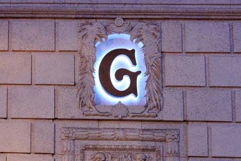 Illuminated Signs by Dave's Signs: Local & National Service