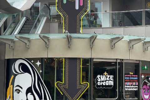 Stunning Custom Neon Signs by Dave's Signs: Design & Repair