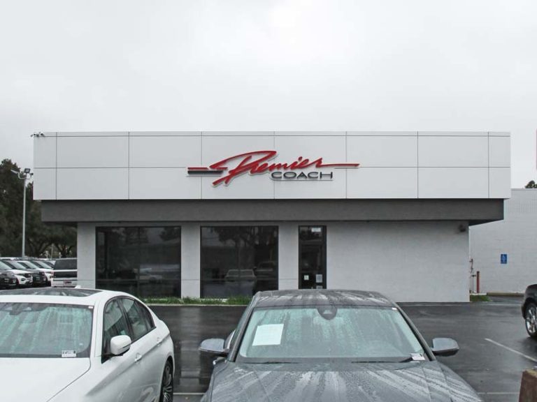 How to Get Your Auto Service Center Signs Noticed - Dave's Signs