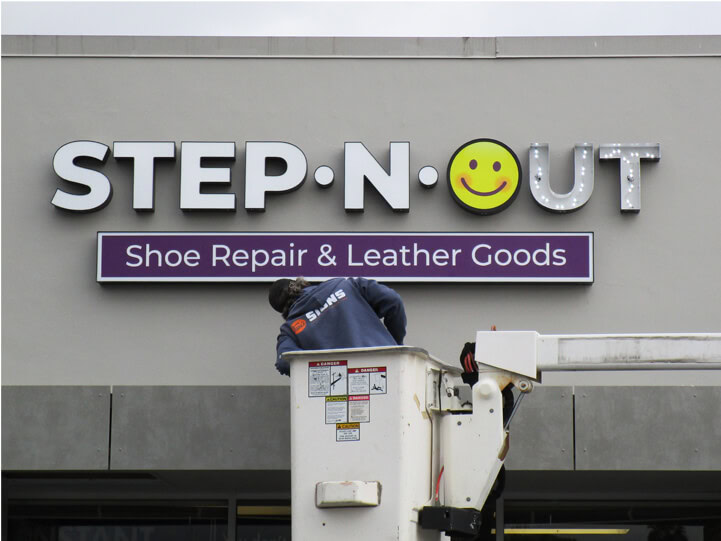 Sign Repair in Ventura, Santa Barbara & Los Angeles Counties